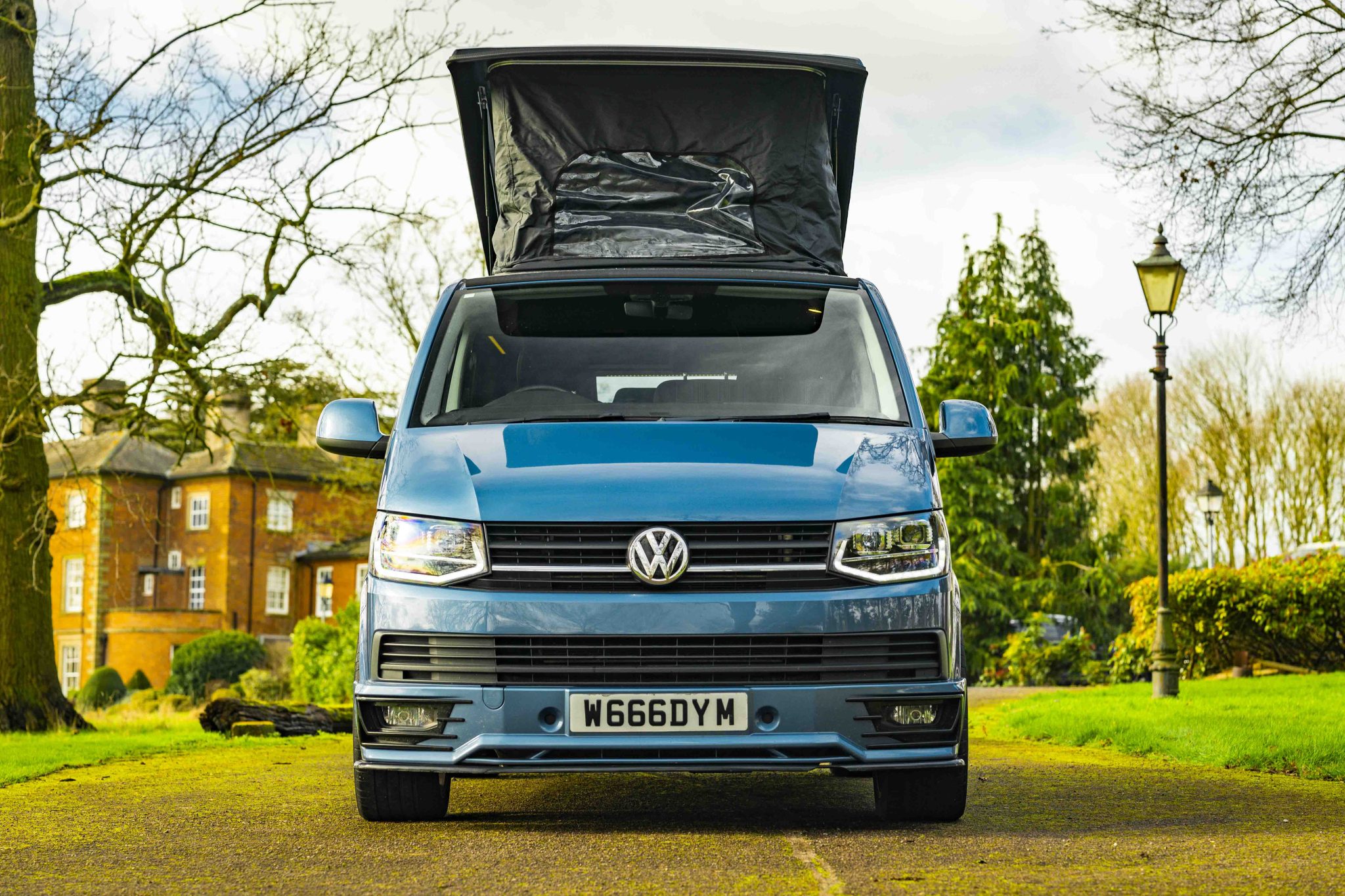 2017 Volkswagen Transporter 2.0 TDI T32 Highline Camper Van Manual SWB ...