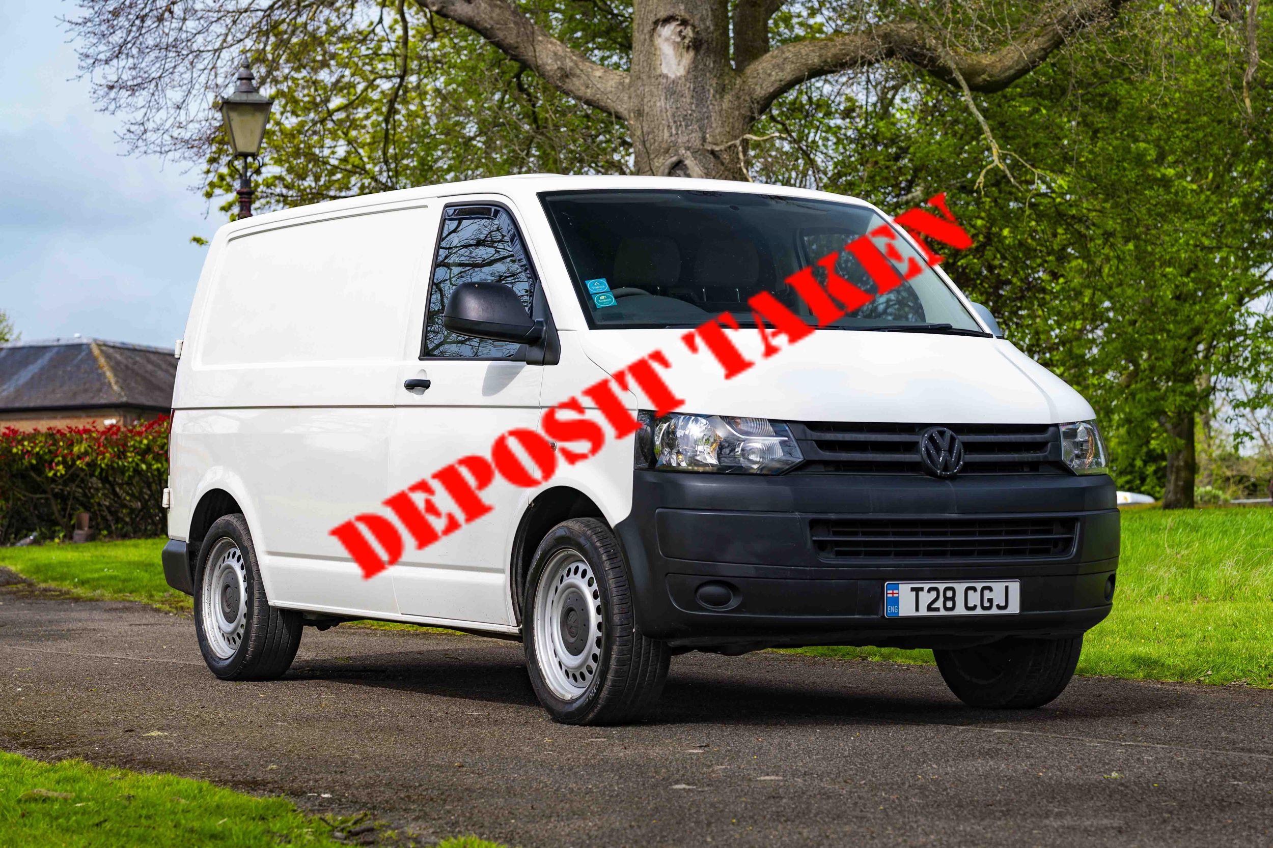 Volkswagen Transporter 2.0 TDI T28 Startline SWB 4dr *Ideal for Camper ...