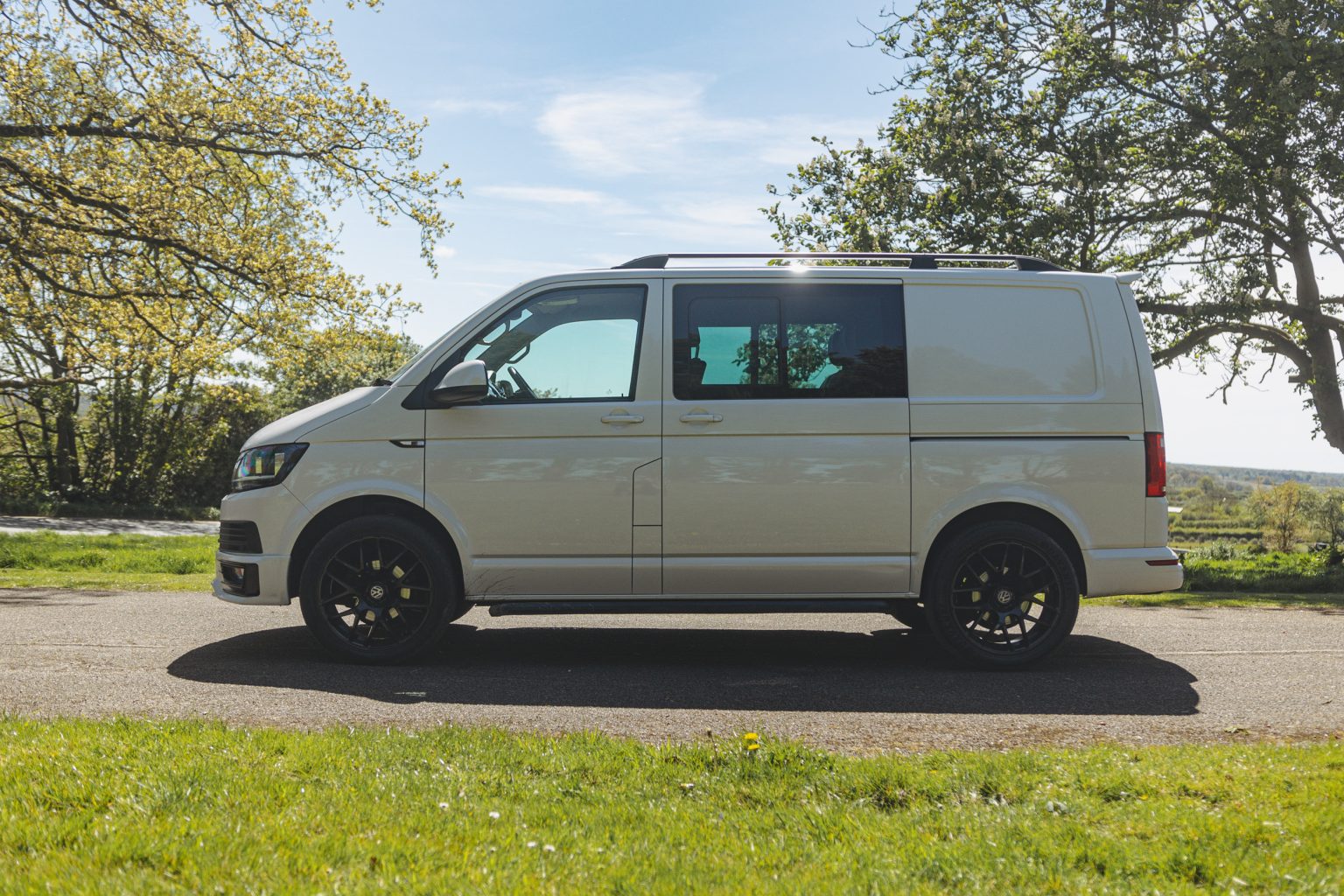 Volkswagen Transporter 2.0 TDI T30 Highline Crew Van 150bhp 6 speed ...